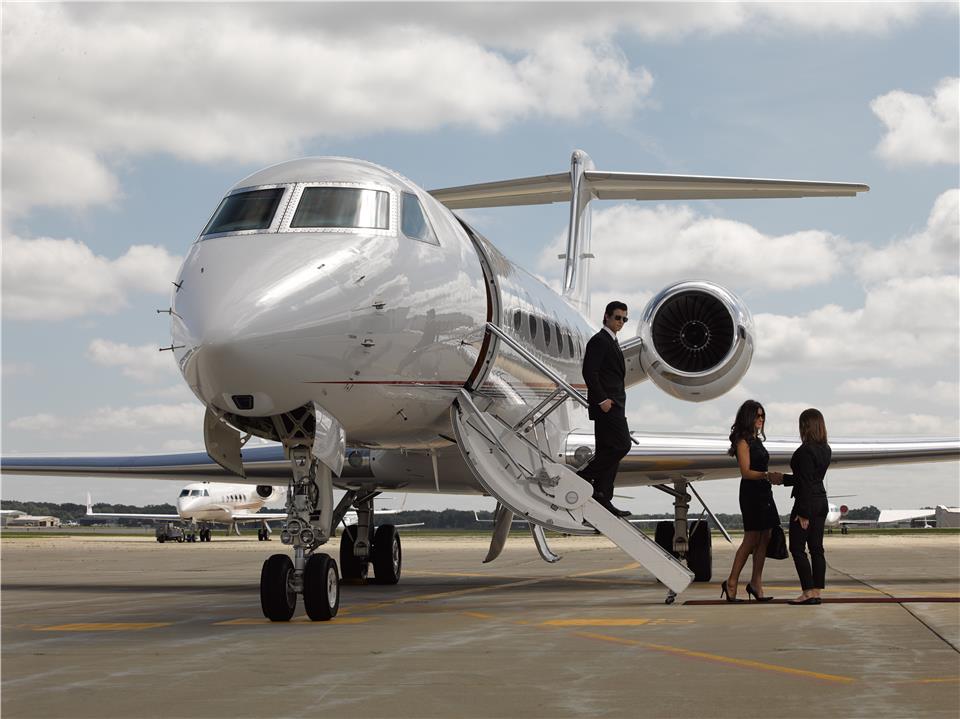 Ross Aviation Acquires Six Former Landmark FBOs, Joins Avfuel-Branded ...